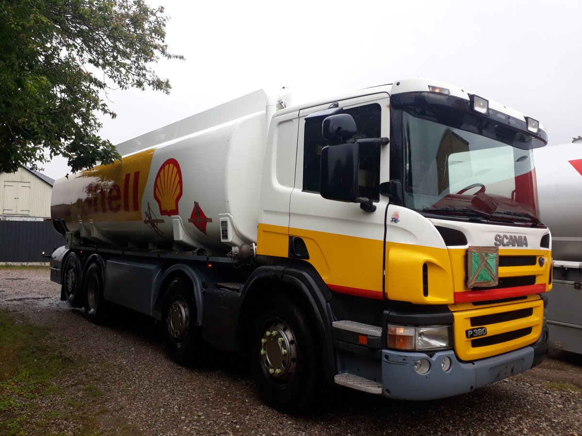 Lastbil-test Scania 114/380 tankvogn. – upgear.blog